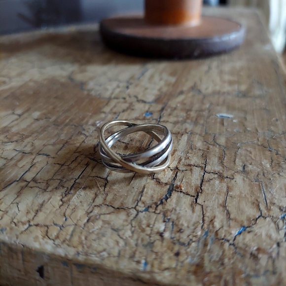 Silpada | Jewelry | Silpada Ring Sz 6 | Poshmark